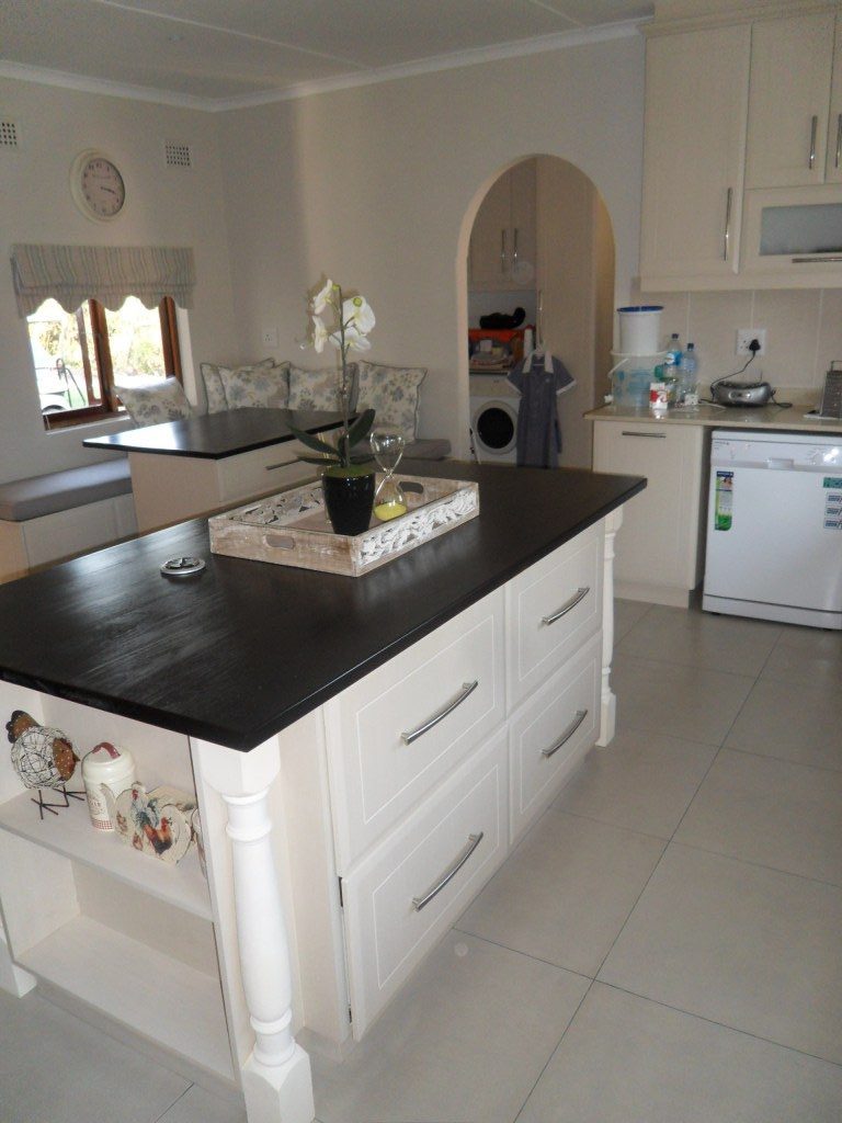 SAM_7325 - Kitchen Express